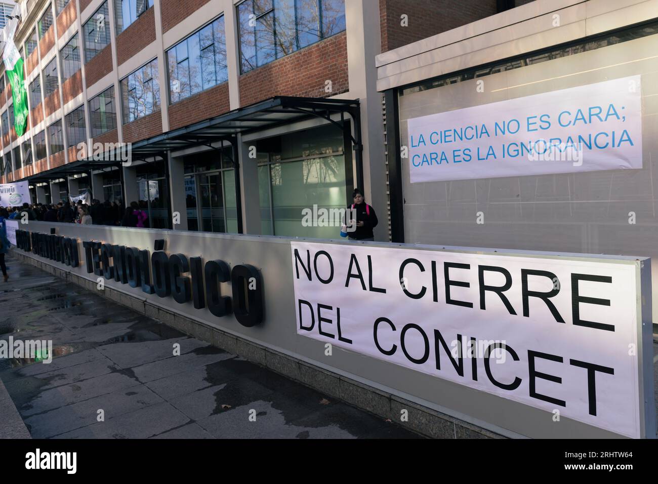 Spanish national research council hi-res stock photography and images - Alamy