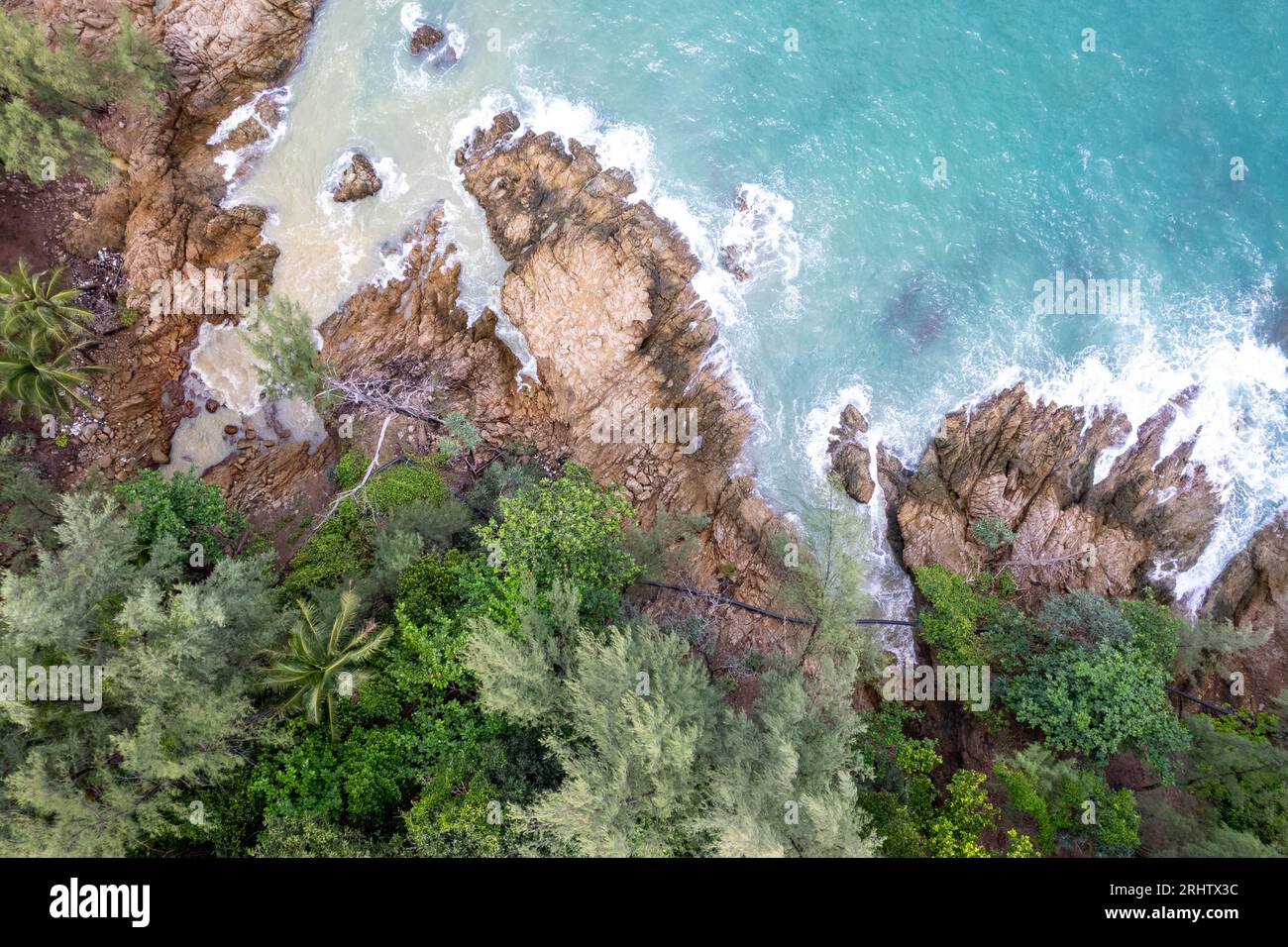 Aerial overhead shot seashore hi-res stock photography and images - Alamy