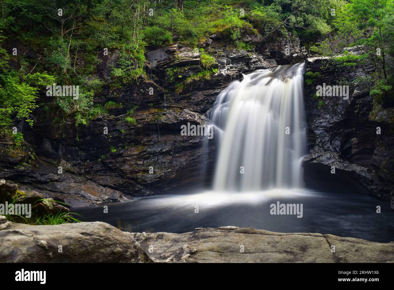 Falls of Falloch waterfall (Gaelic: Eas Falach) in Loch Lomond And ...