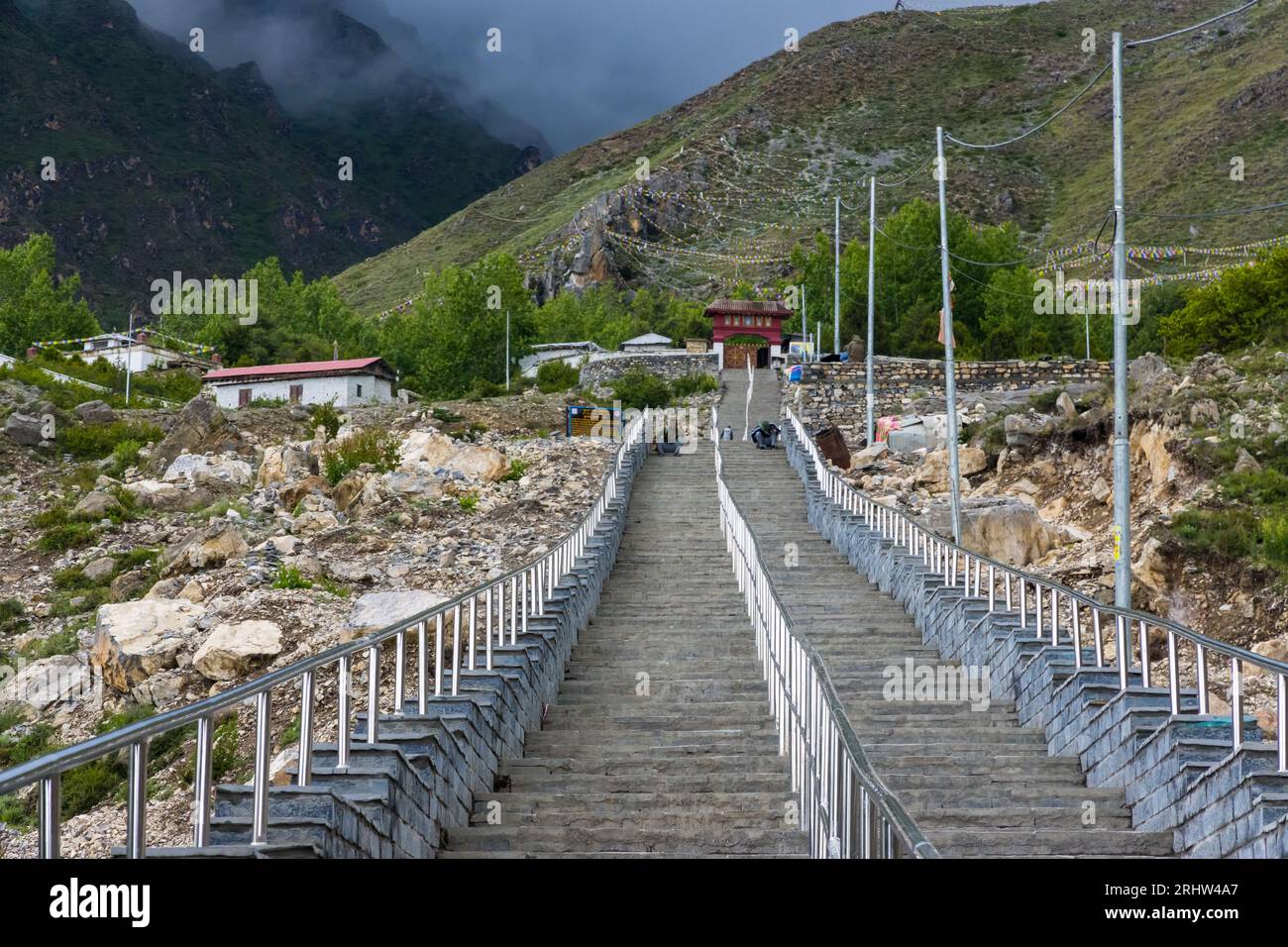 Entrace gate and stairway to Muktinath Hindu Temple in Mustang of Nepal ...