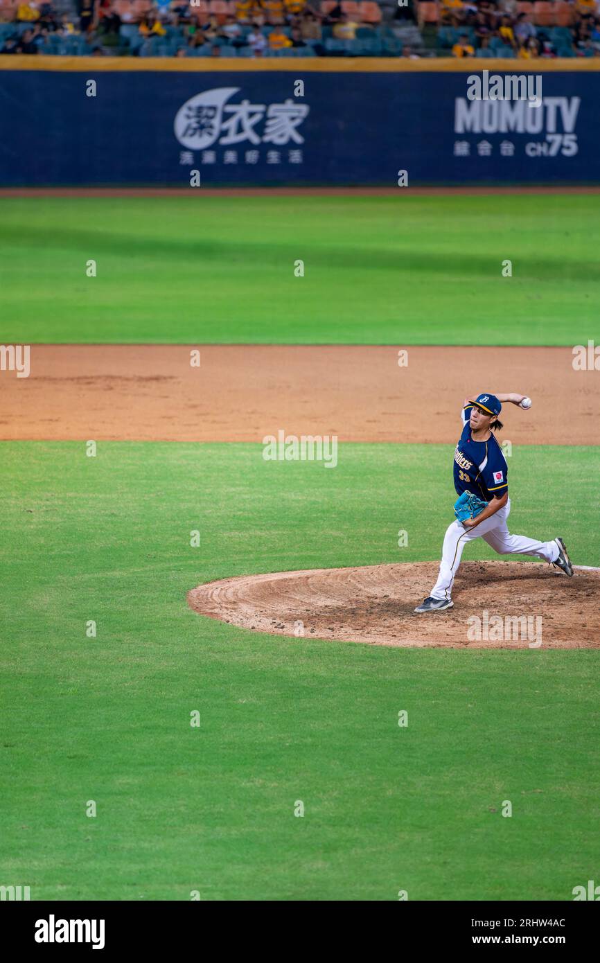 Baseball game Fubon Guardian versus Brothers in Taipei Stock Photo - Alamy
