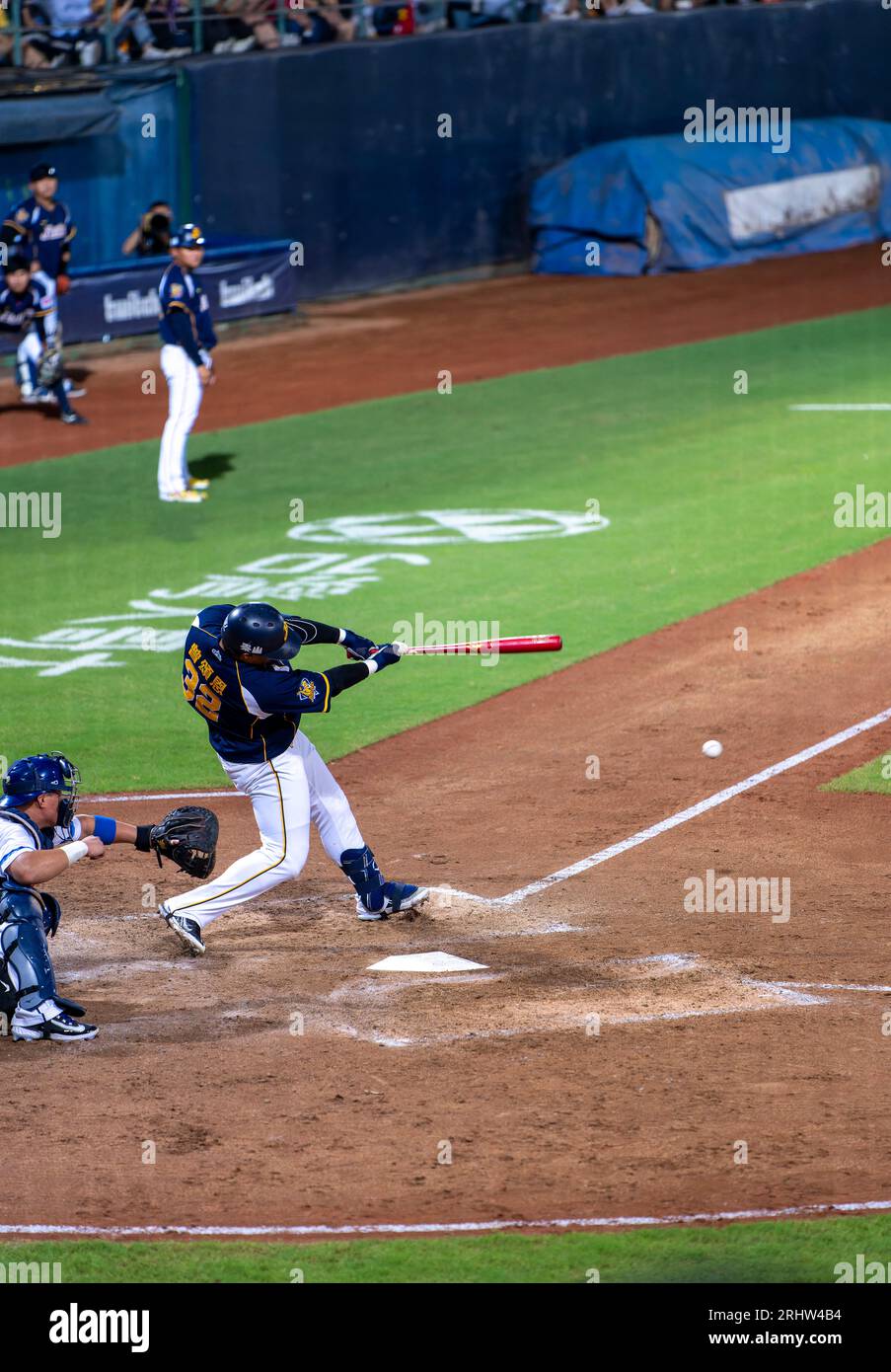 Baseball game Fubon Guardian versus Brothers in Taipei Stock Photo - Alamy