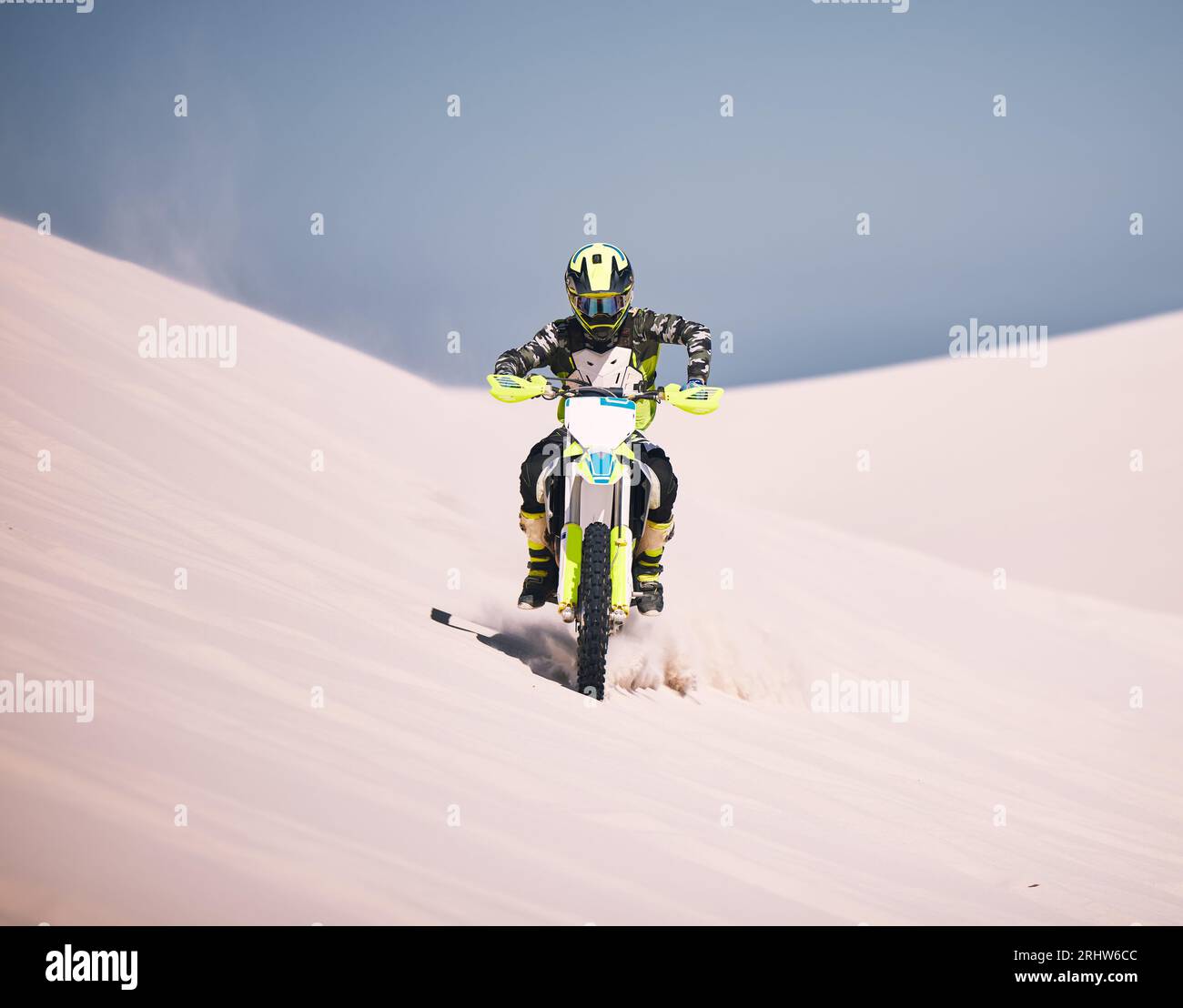 Sand dunes dirt biking hi-res stock photography and images - Alamy