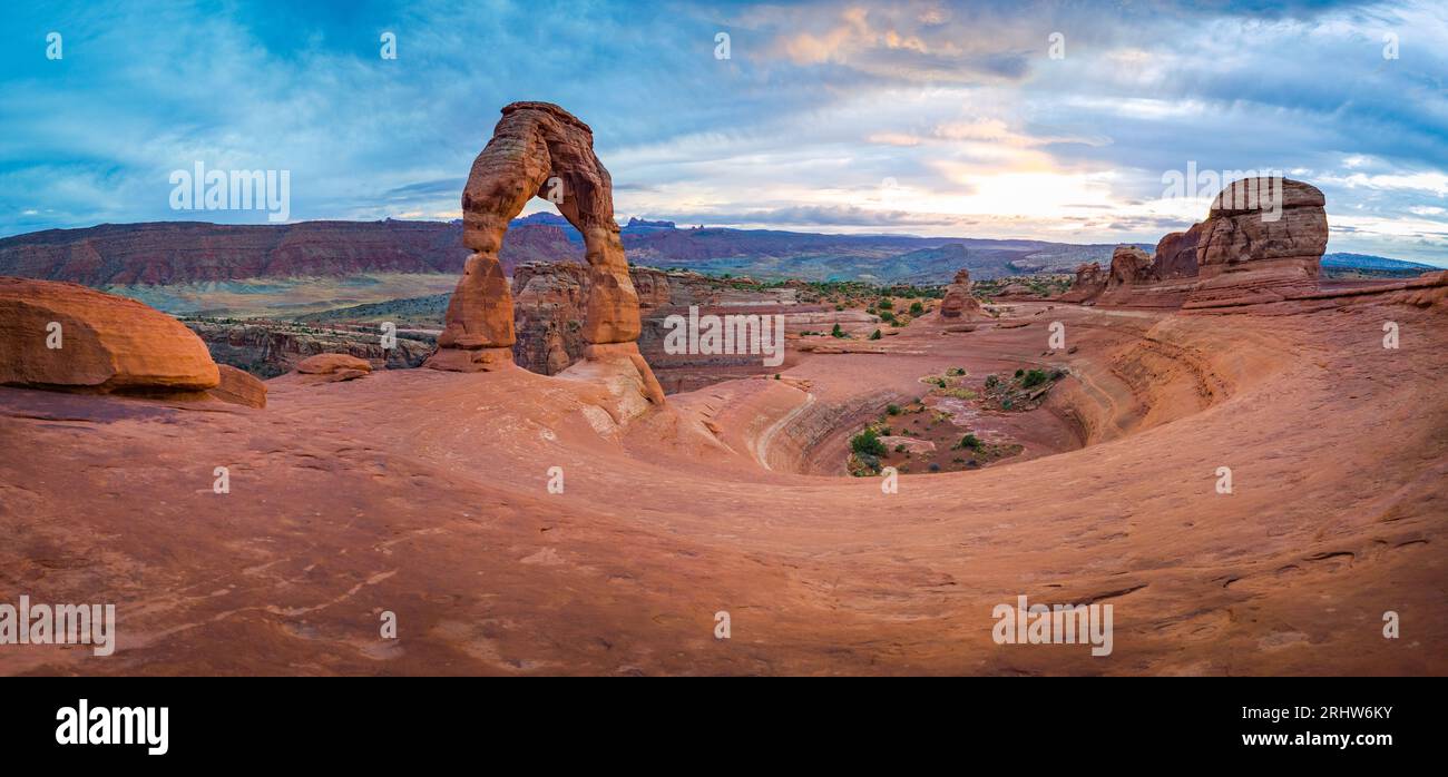 Panorama sunset delicate arch hi-res stock photography and images - Alamy