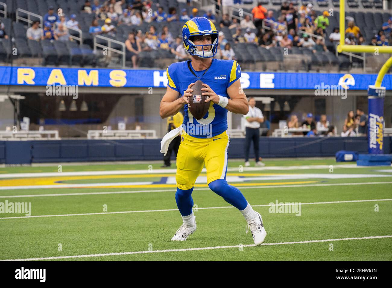 Los Angeles Rams quarterback Stetson Bennett (13) throws a pass before ...