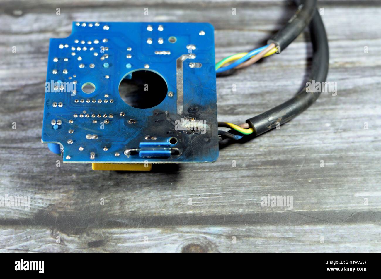 Burnt water pump automatic pressure control electronic switch circuit ...