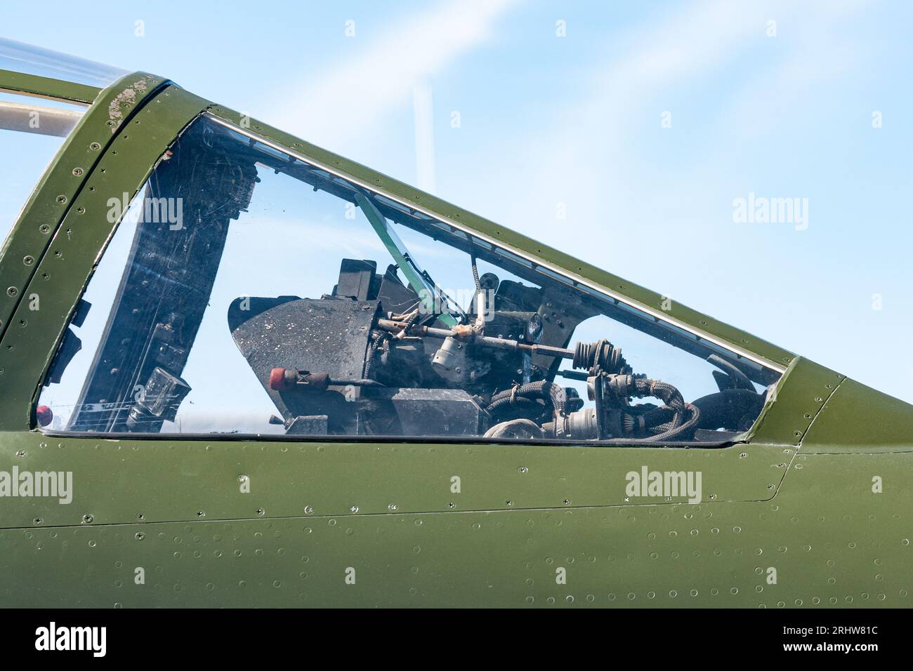 detailed images of the cockpit and nose section of a former RAAF ...