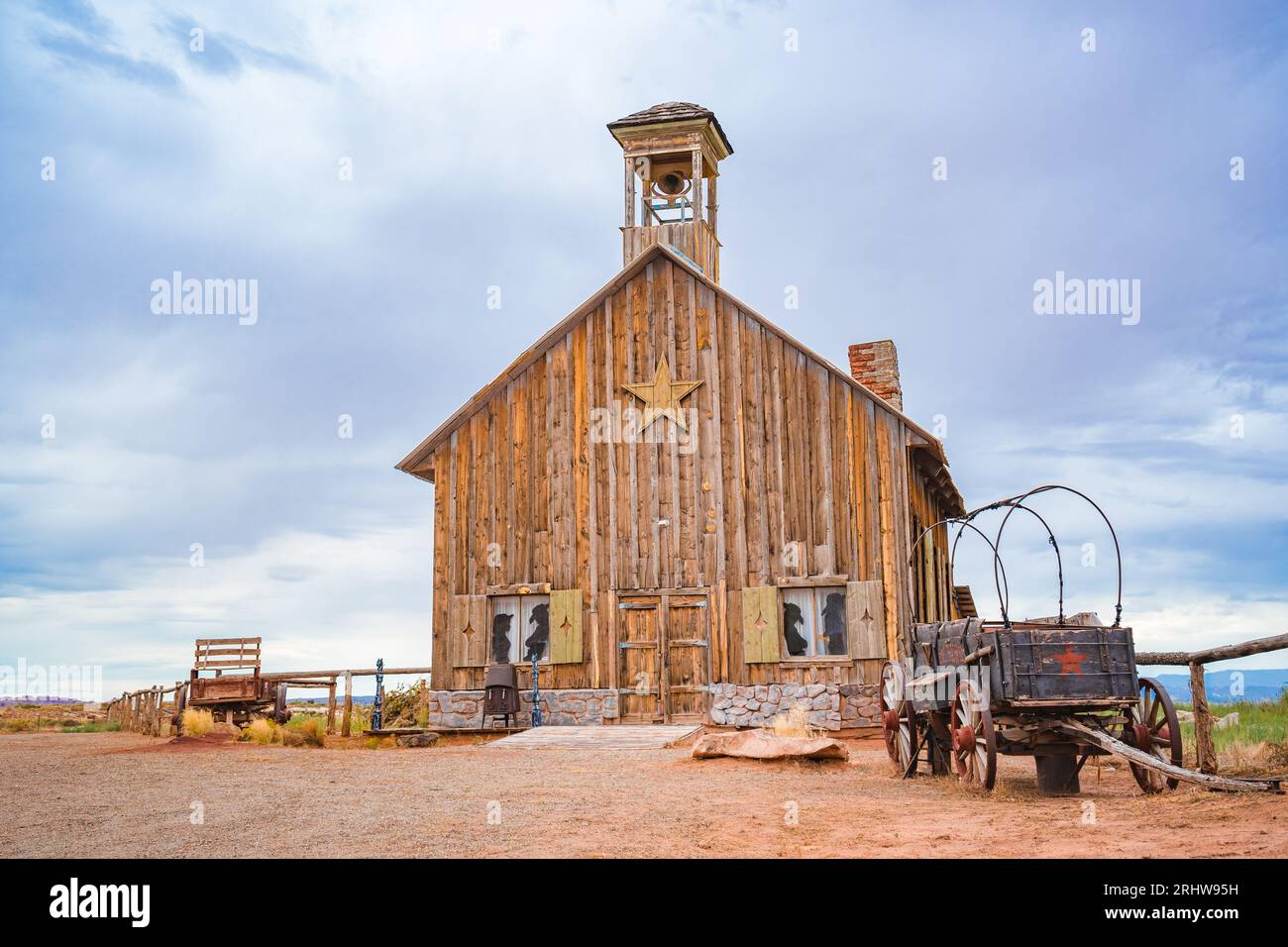 old abandoned farm at countryside in US Stock Photo - Alamy