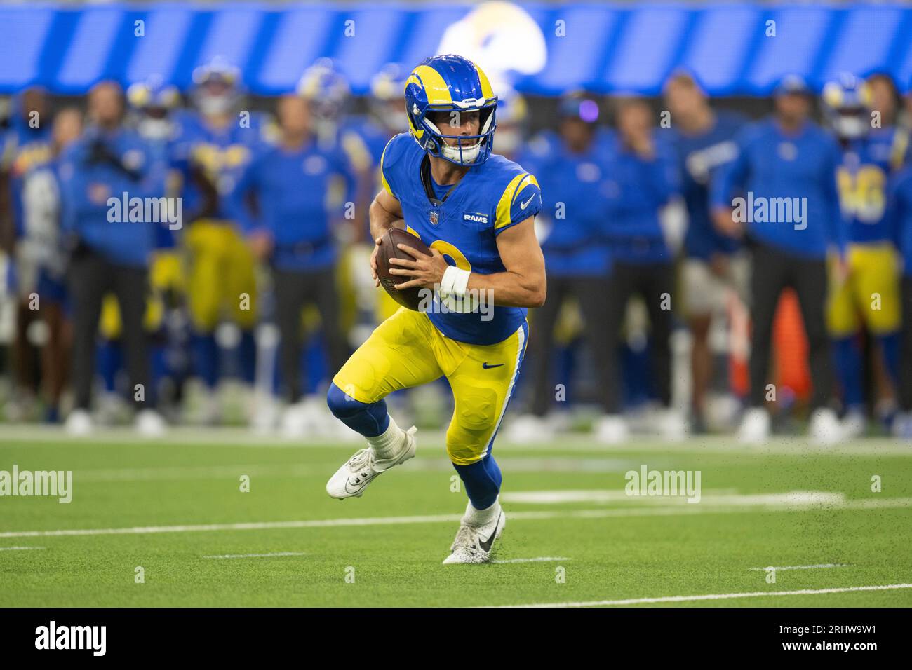 Los Angeles Rams quarterback Stetson Bennett (13) runs with the ball ...