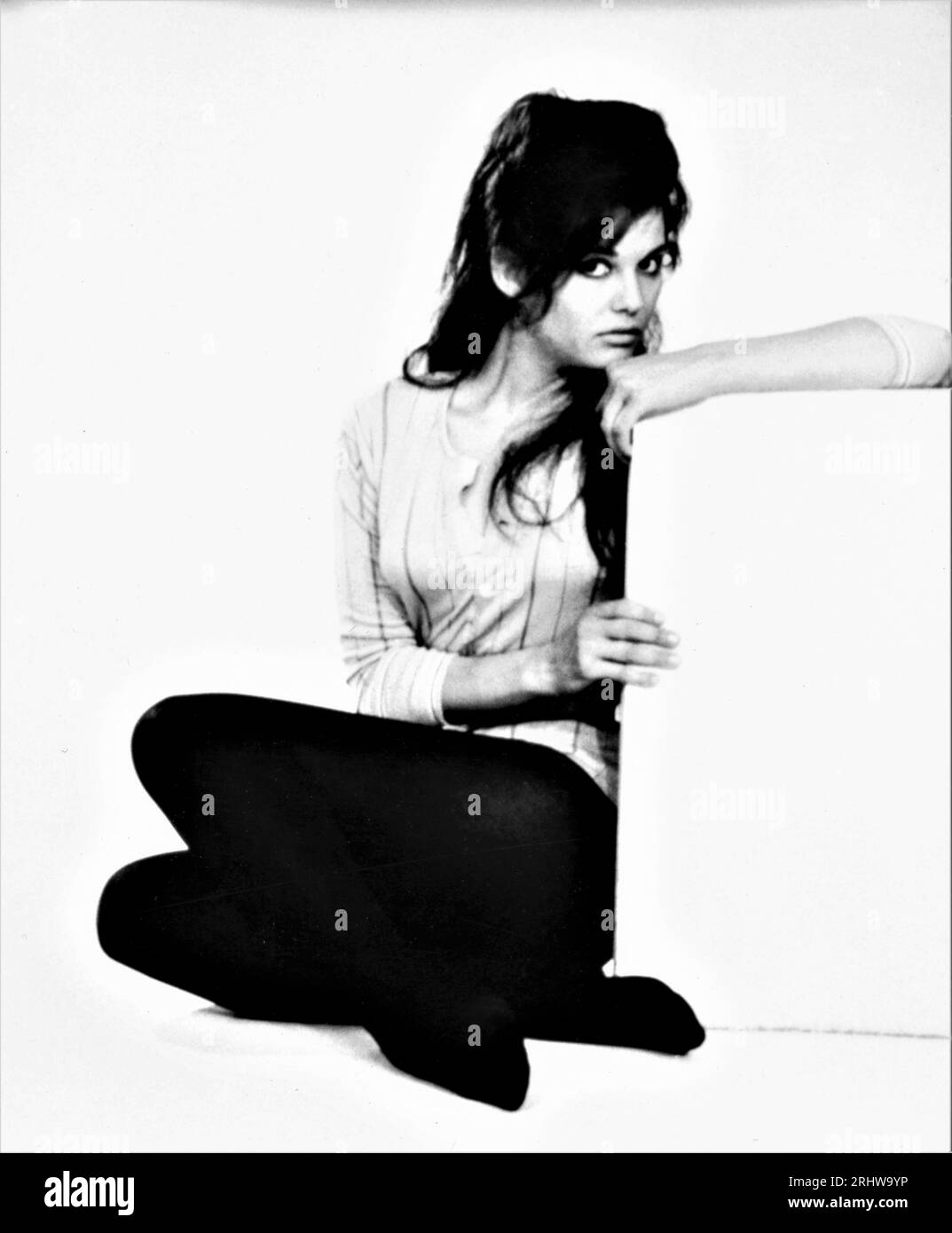 Claudia cardinale young hi-res stock photography and images - Alamy