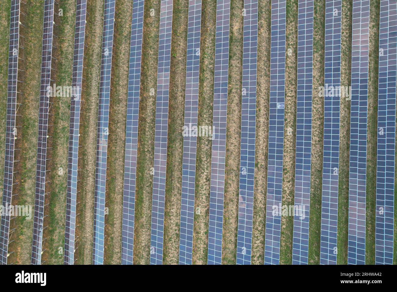 Modern solar power plant, photovoltaic panels green energy electricity ...