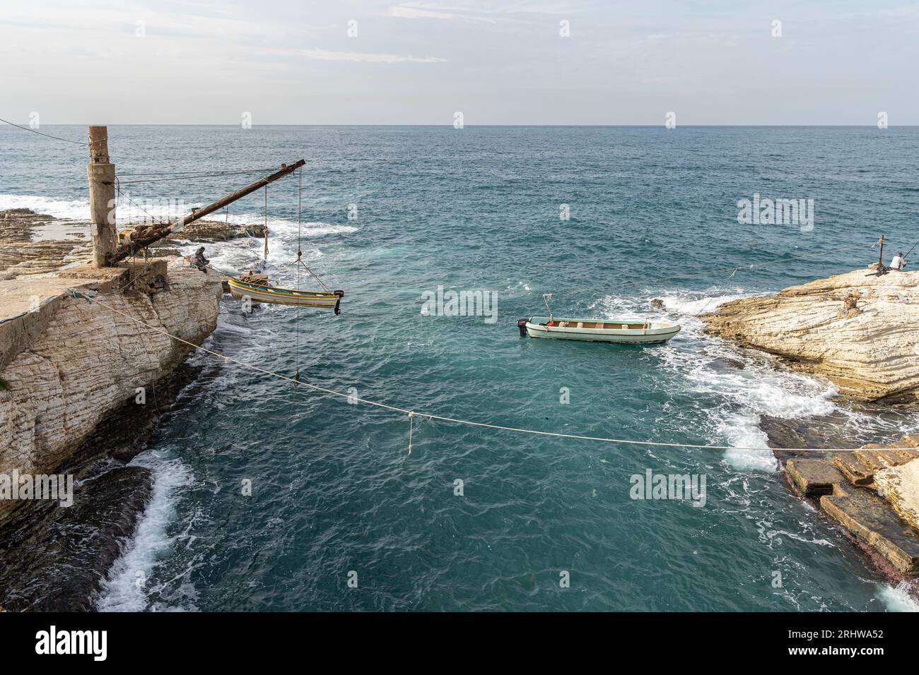 Raouche Rocks (Pigeon Rock), Beirut, Lebanon Stock Photo - Alamy