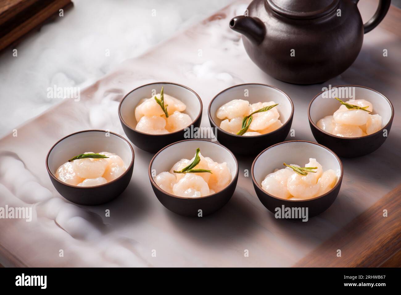 Longjing shrimp hi-res stock photography and images - Alamy