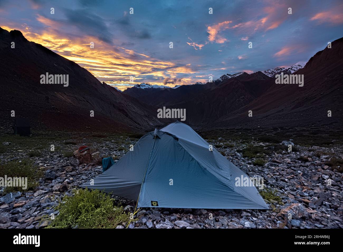 Camping below the Nialo Kontse La Pass on a trek to Zanskar, Ladakh ...