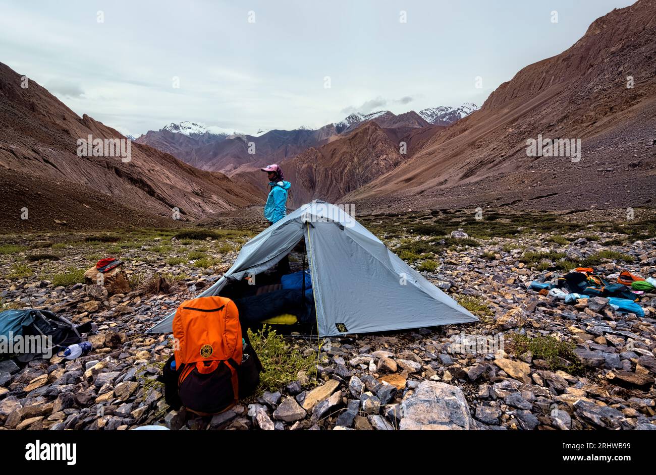 Camping below the Nialo Kontse La Pass on a trek to Zanskar, Ladakh ...