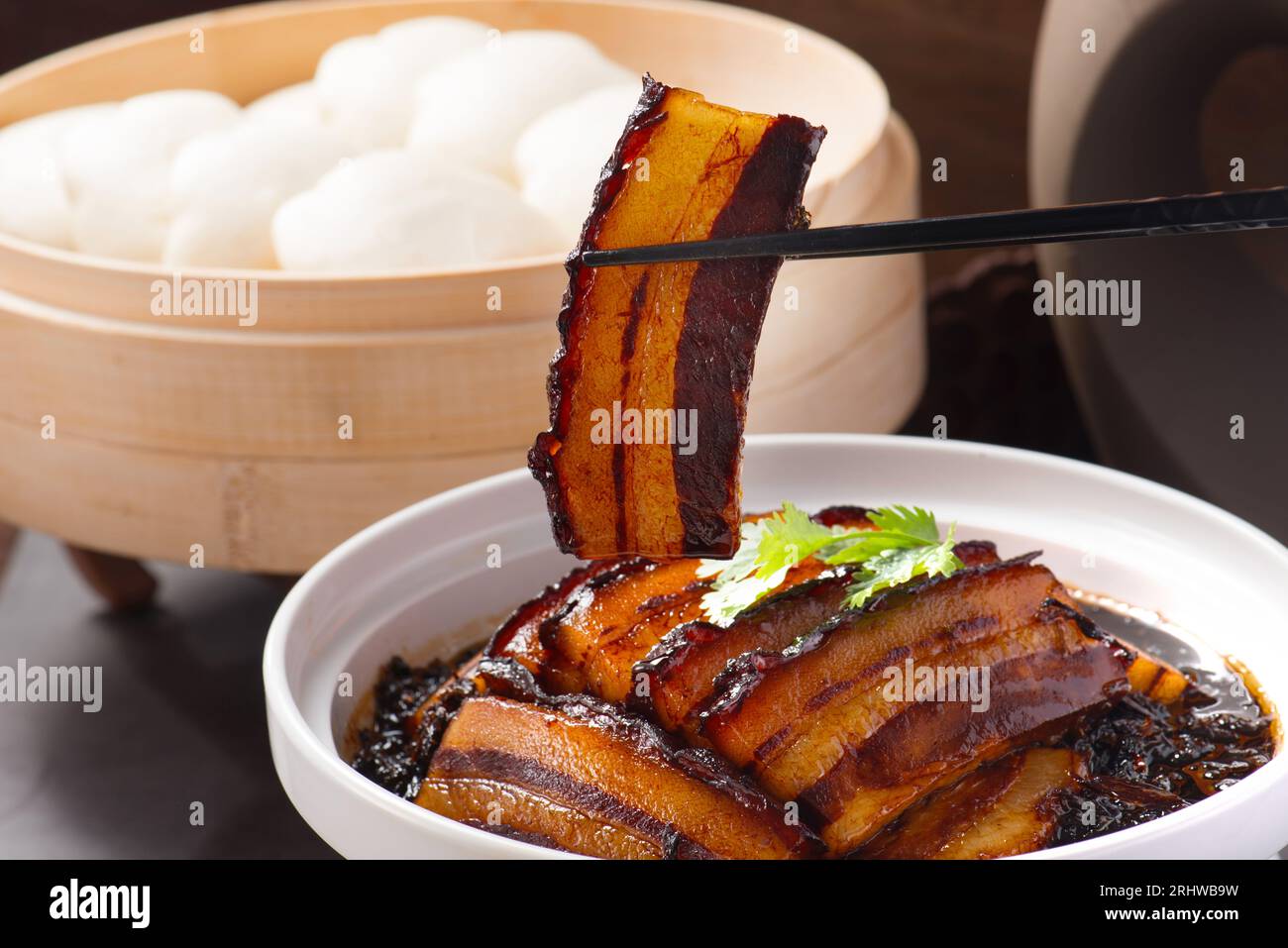 Chinese porcelain making hi-res stock photography and images - Alamy