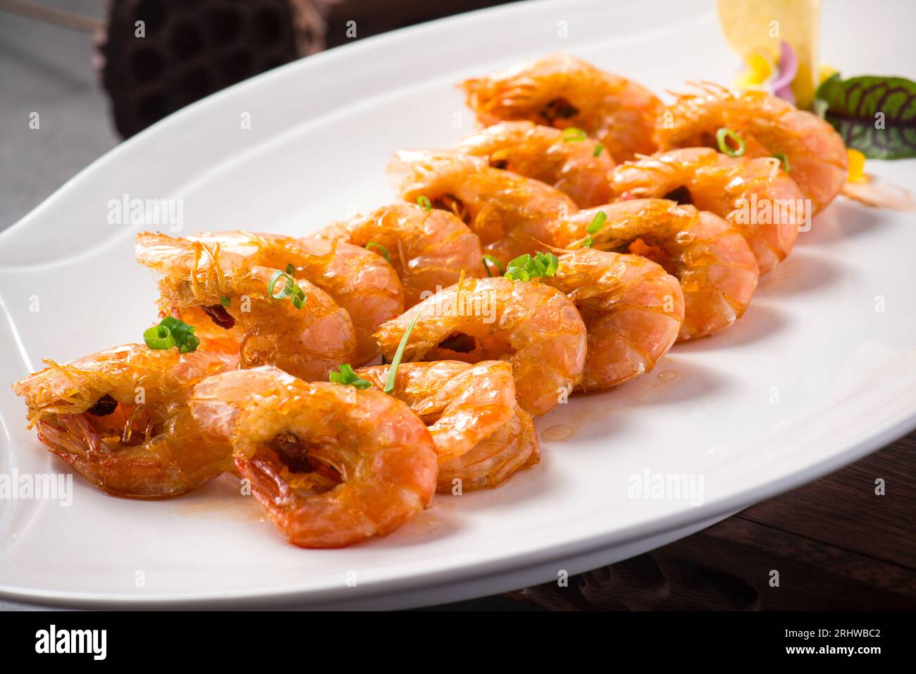Shrimps fried in pan sauce hi-res stock photography and images - Alamy