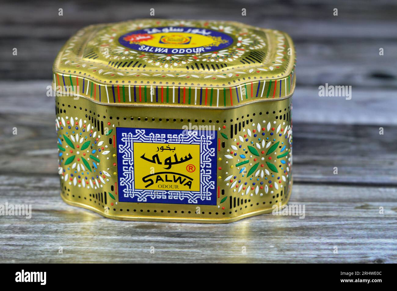 Salwa hi-res stock photography and images - Alamy