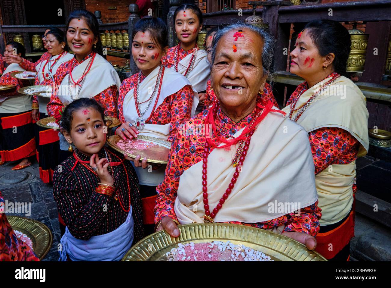 Newar girl hi-res stock photography and images - Alamy