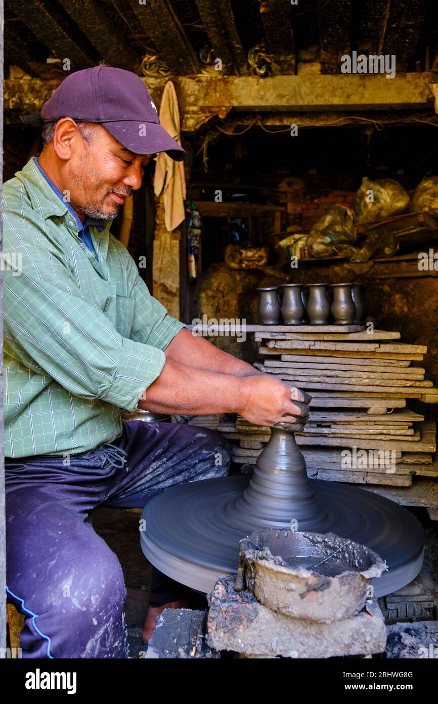 Travel pottery nepal hi-res stock photography and images - Alamy