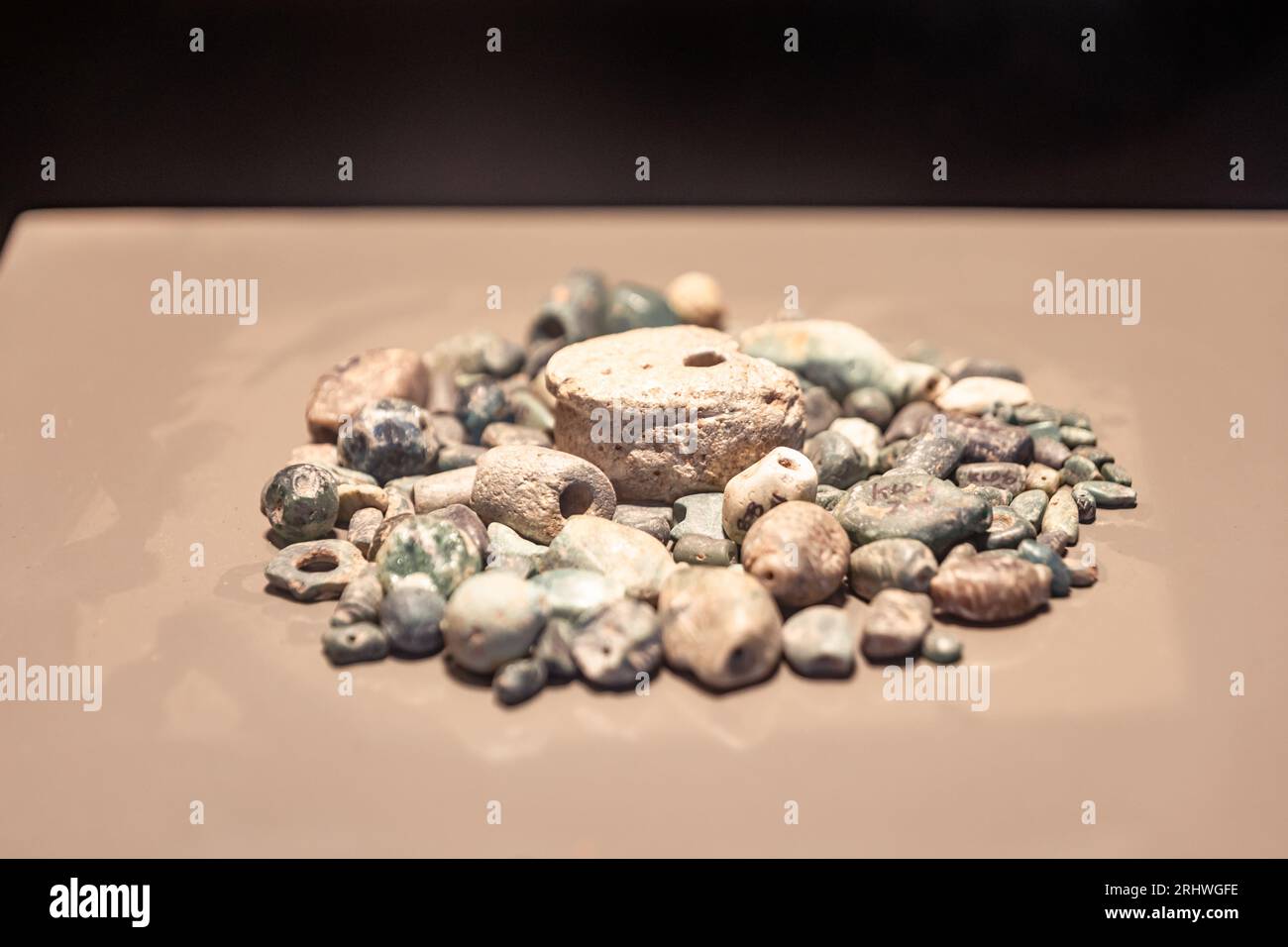 Spindle whorls glass hi-res stock photography and images - Alamy