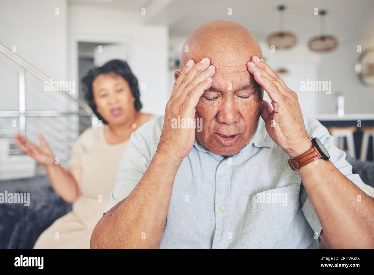 Angry old people hi-res stock photography and images - Alamy
