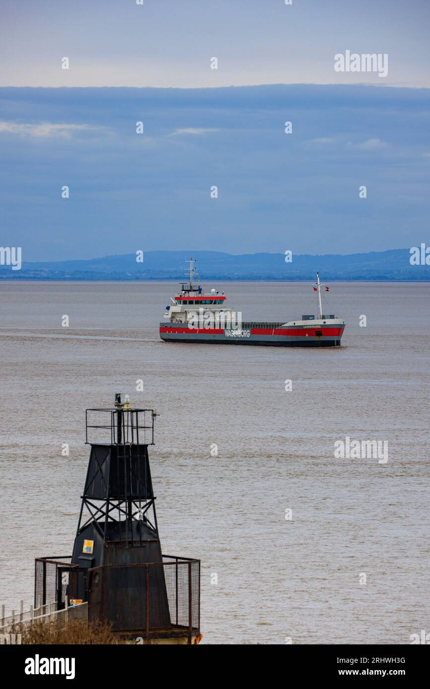 Sharpness docks hi-res stock photography and images - Alamy