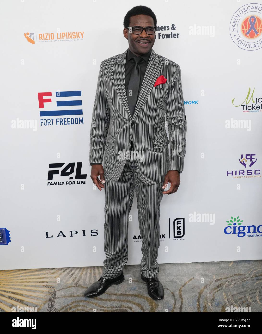 Michael Irvin arrives at the 23rd Harold & Carole Pump Foundation ...