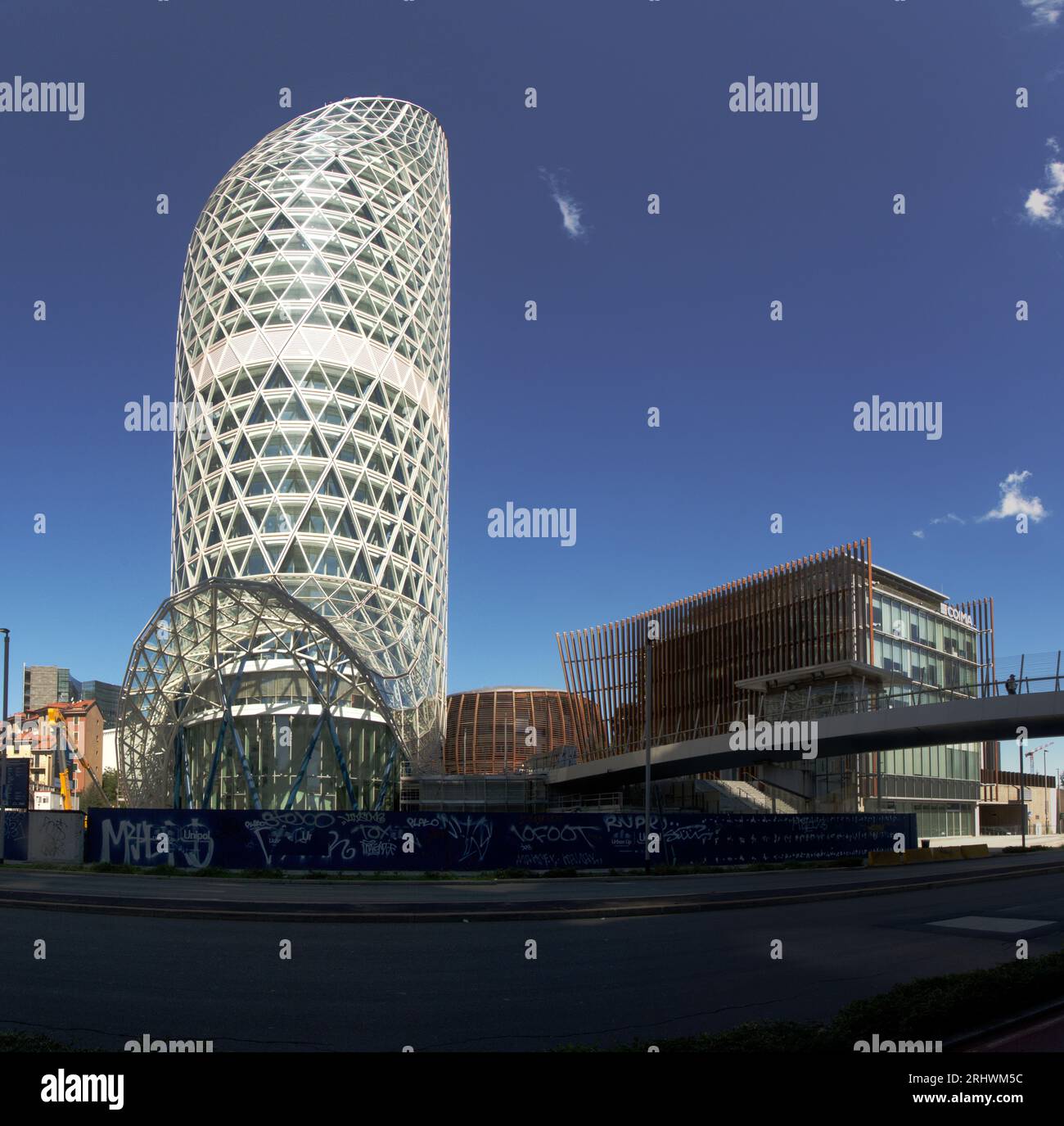 Unipol Tower, Milano Stock Photo - Alamy