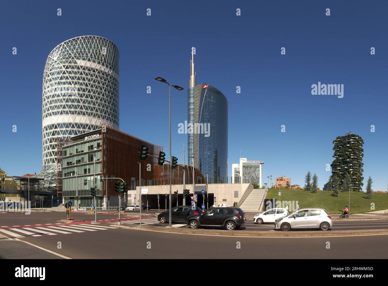 Unipol Tower, Milano Stock Photo - Alamy