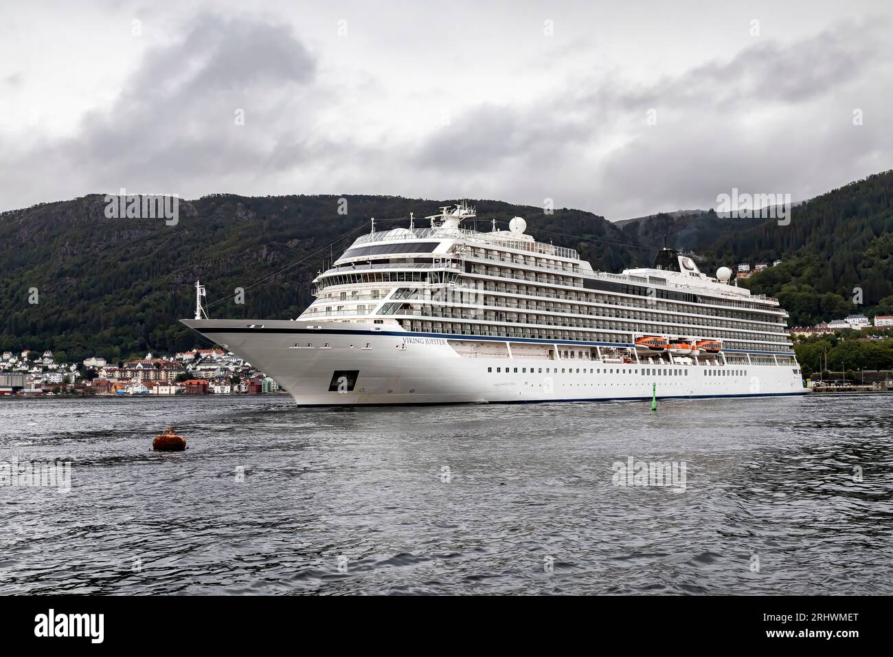 Cruise ship Viking Jupiter departing from Skoltegrunnskaien quay, in ...