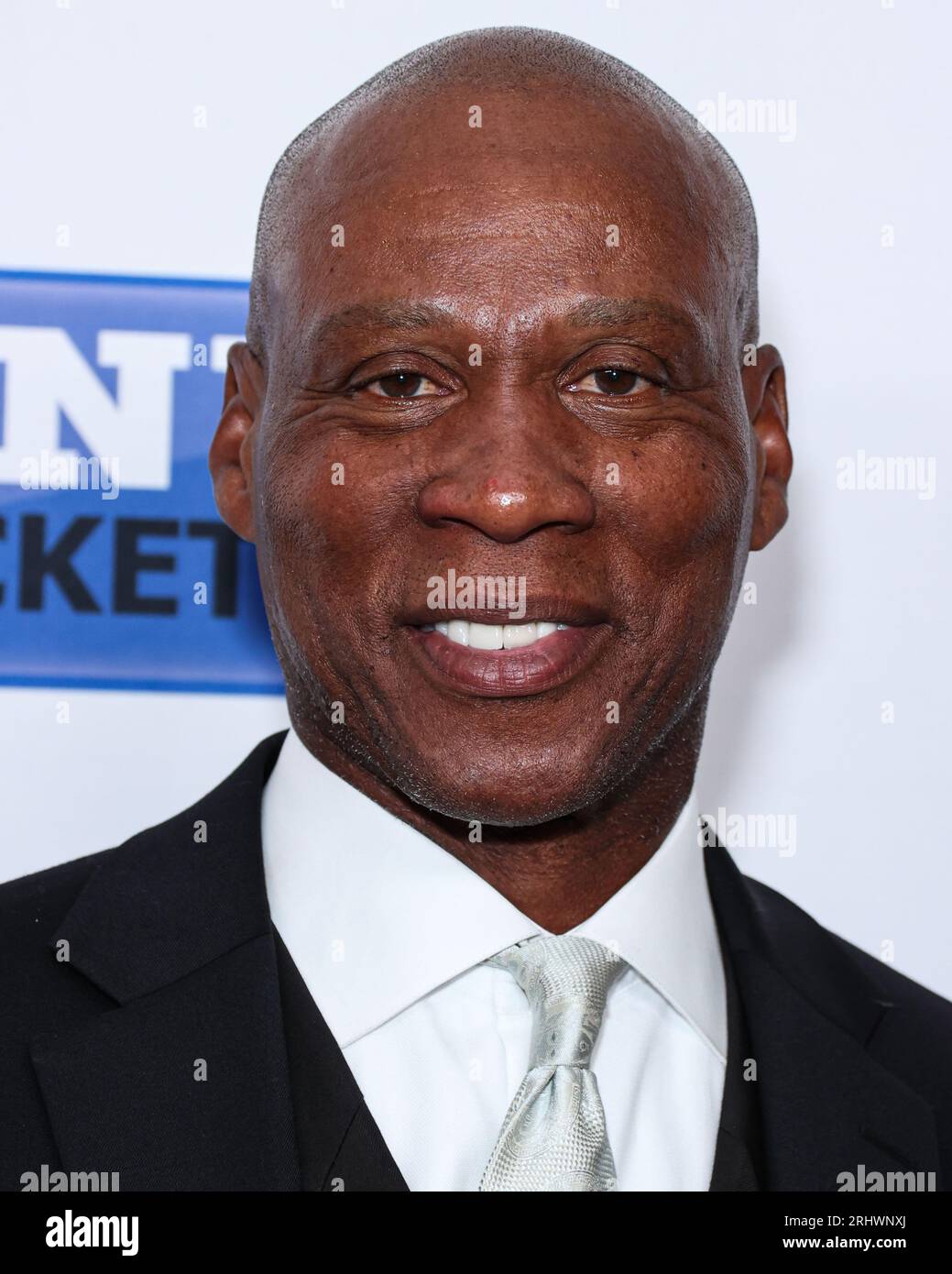 BEVERLY HILLS, LOS ANGELES, CALIFORNIA, USA - AUGUST 18: Byron Scott ...