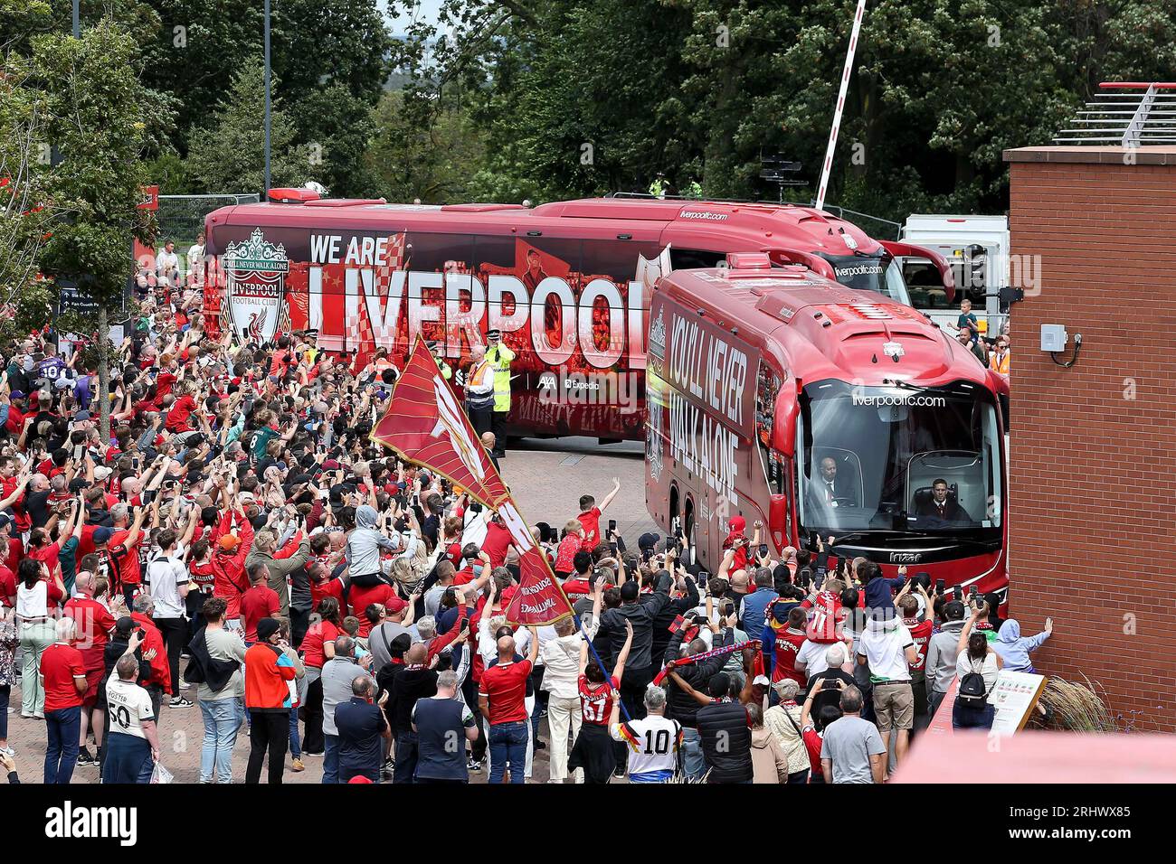 Football team buses hi-res stock photography and images - Alamy