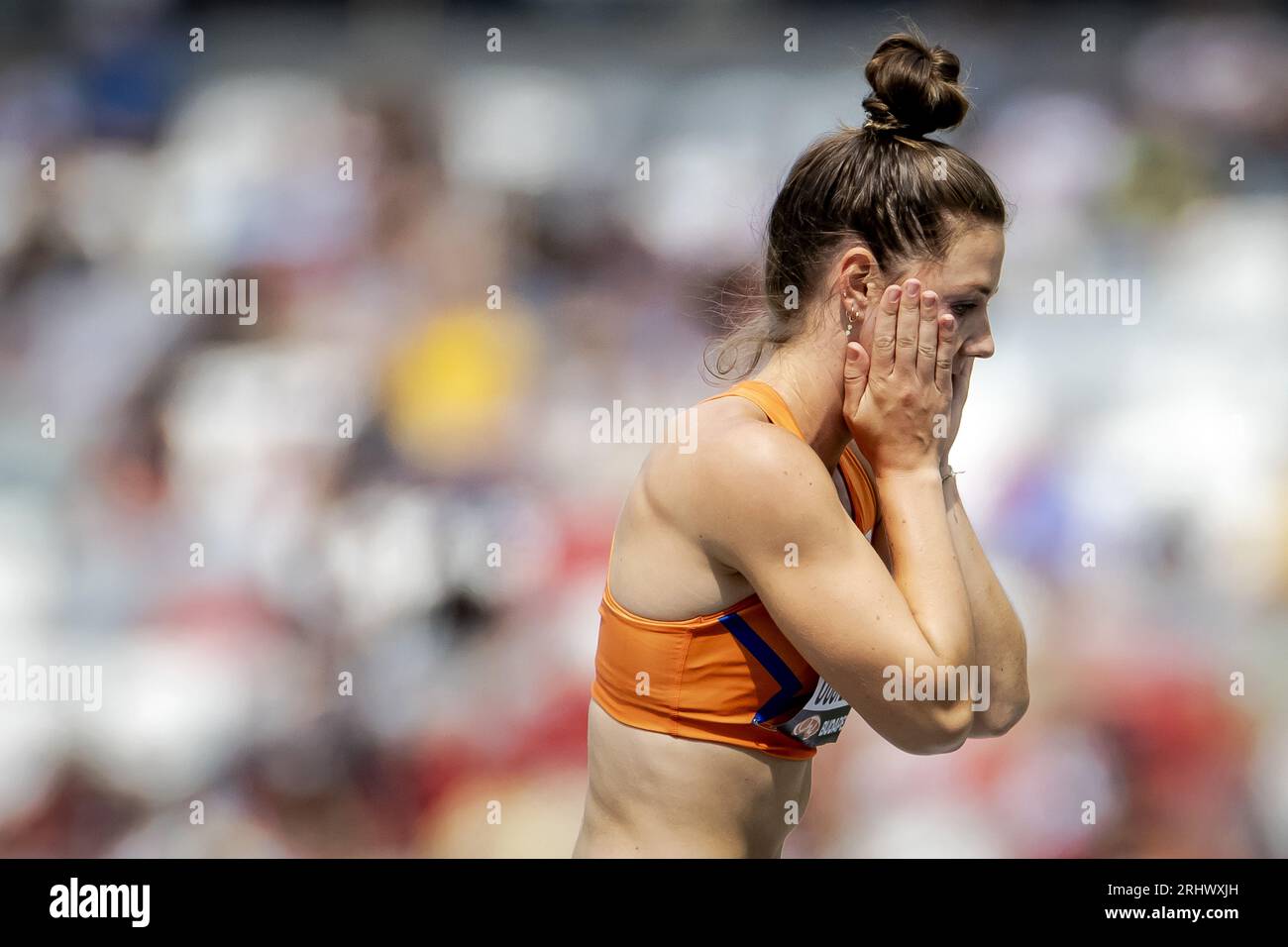 BUDAPEST - Emma Oosterwegel in action in the high jump of the ...