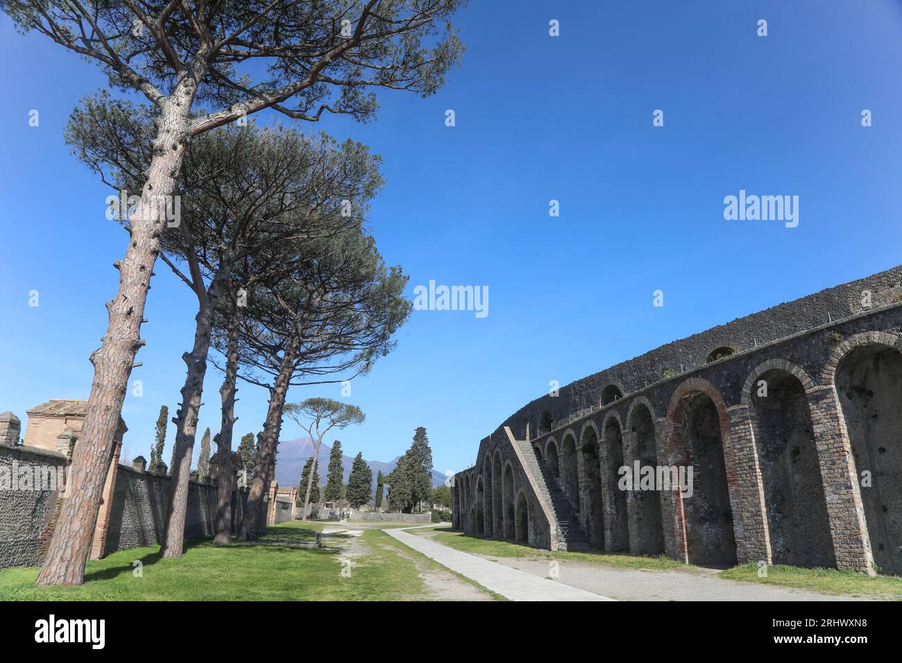 Pompeii unesco hi-res stock photography and images - Alamy