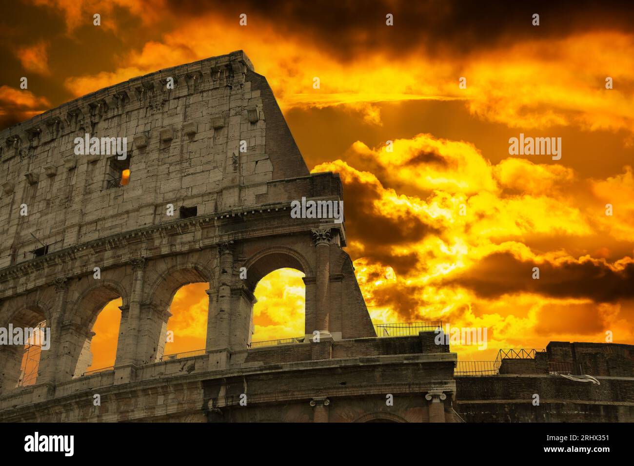 Ancient roman structures weather hi-res stock photography and images ...
