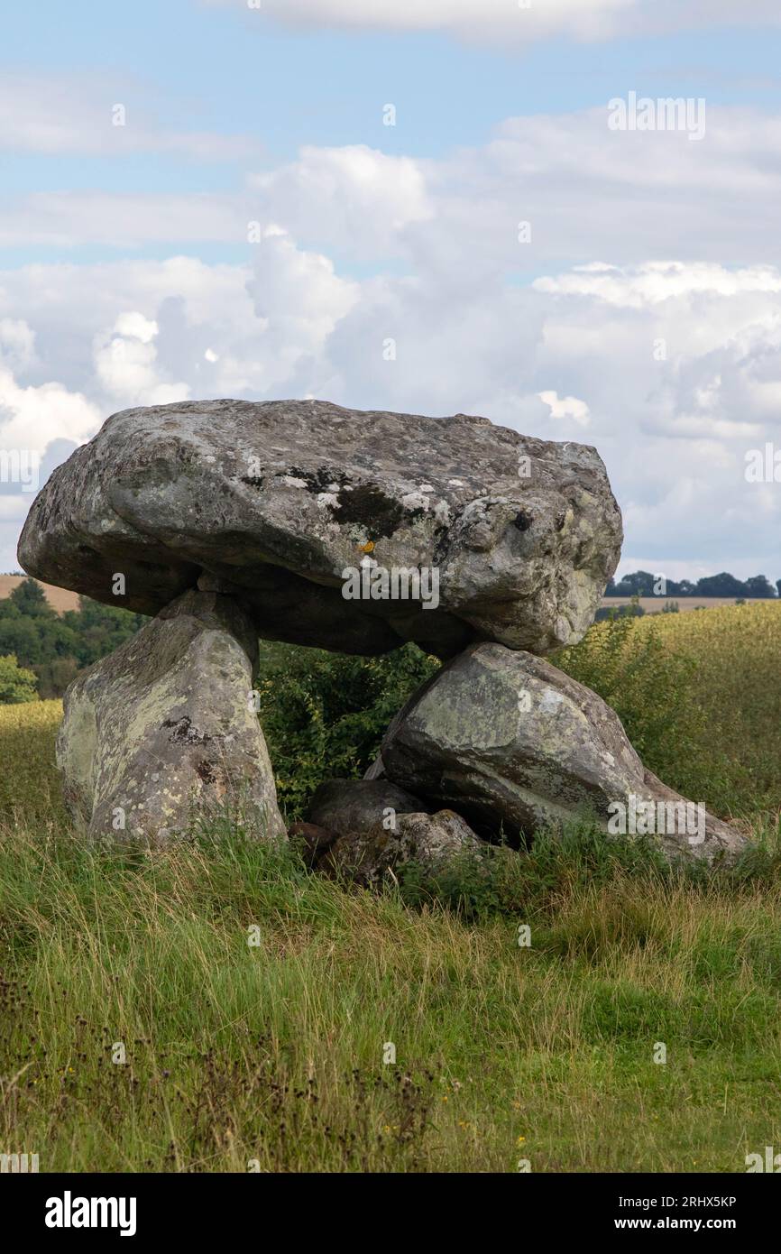 The Devil's Den Neolithic Monument, near the World Heritage Site of ...