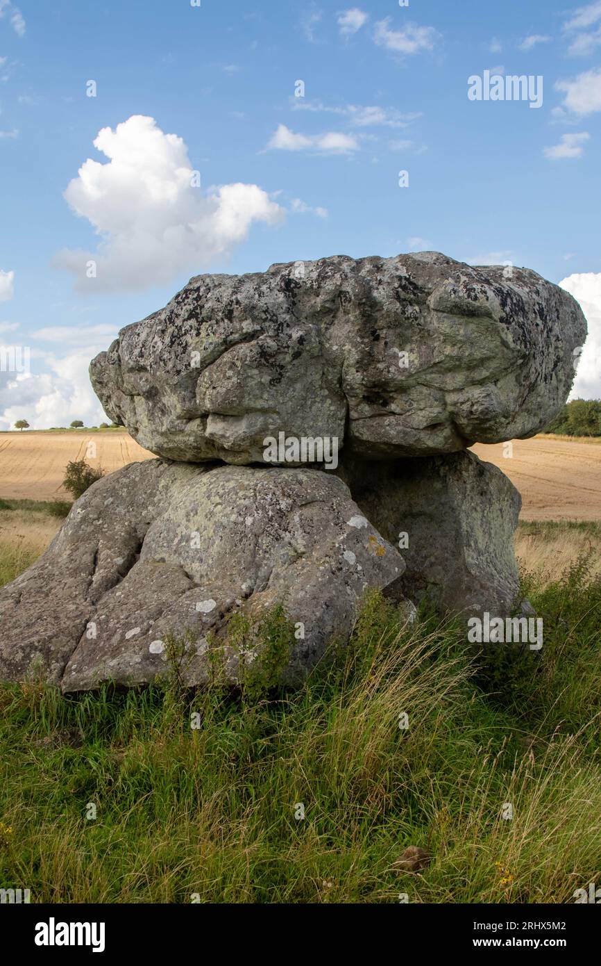 The Devil's Den Neolithic Monument, near the World Heritage Site of ...