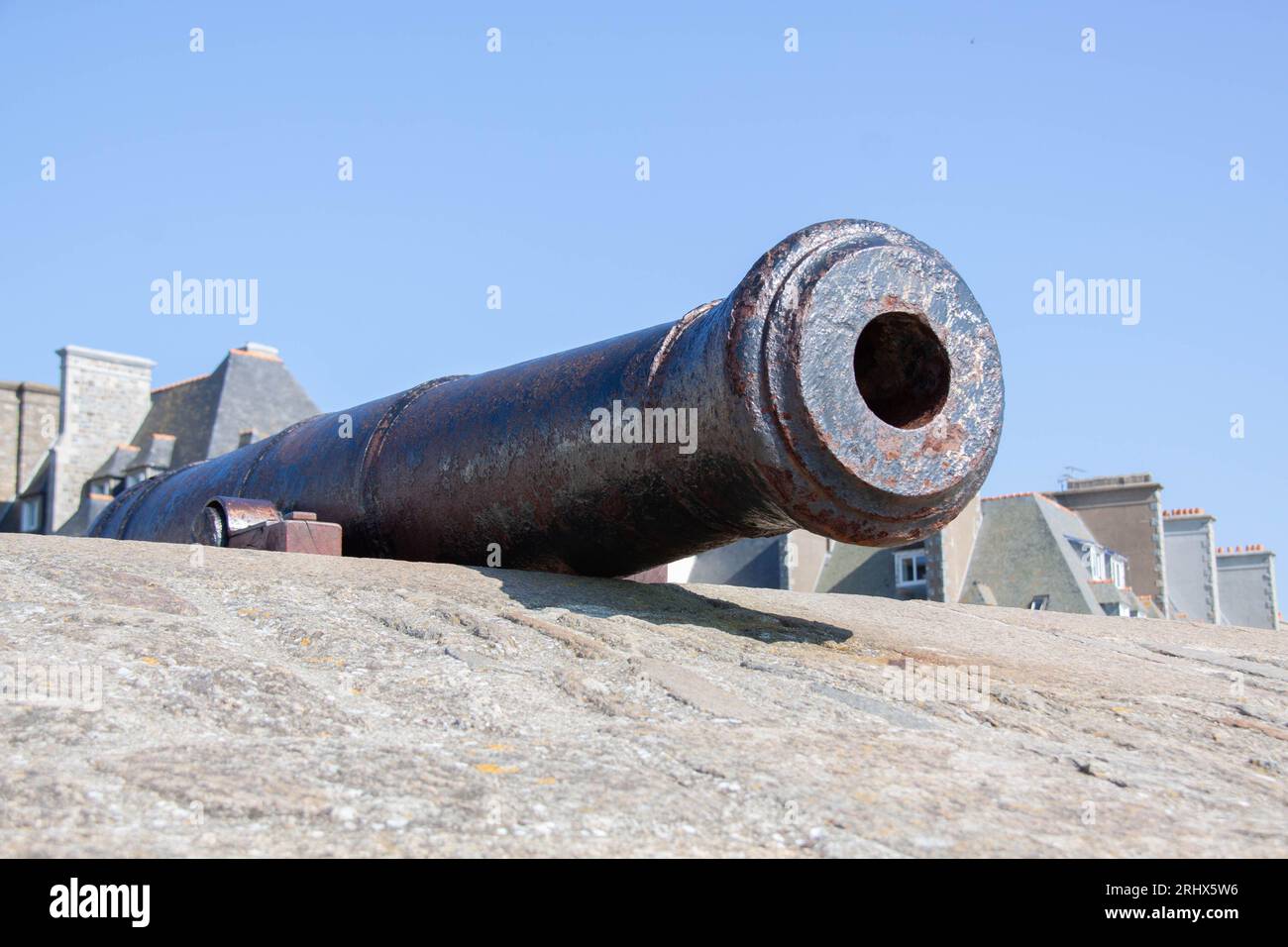 Old cannon shot during daytime Stock Photo - Alamy