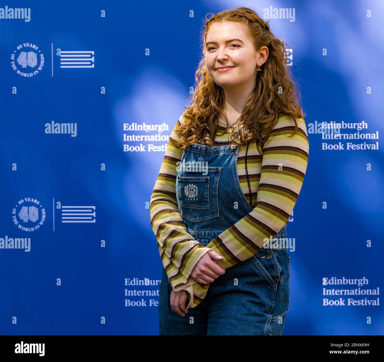 Heartstopper book 2023 hi-res stock photography and images - Alamy