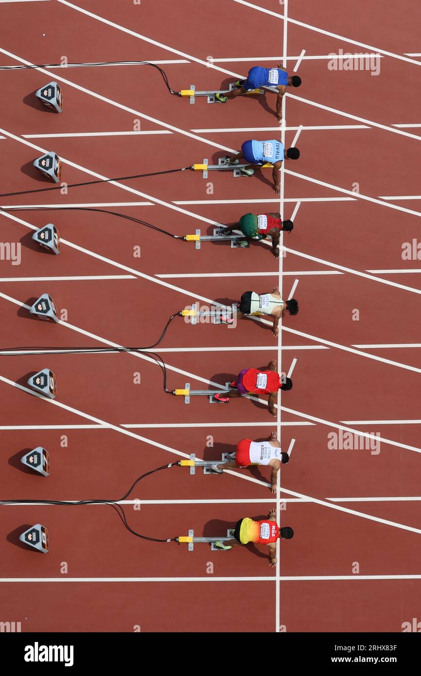100m athletics start hi-res stock photography and images - Alamy