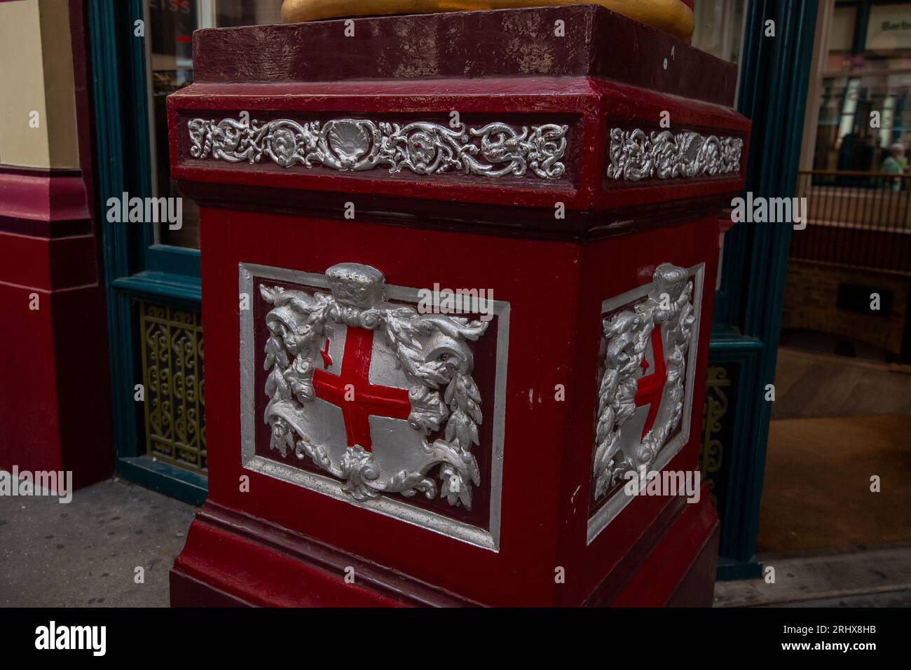 London, UK. 10th August, 2023. A City of London emblem in Leadenhall ...