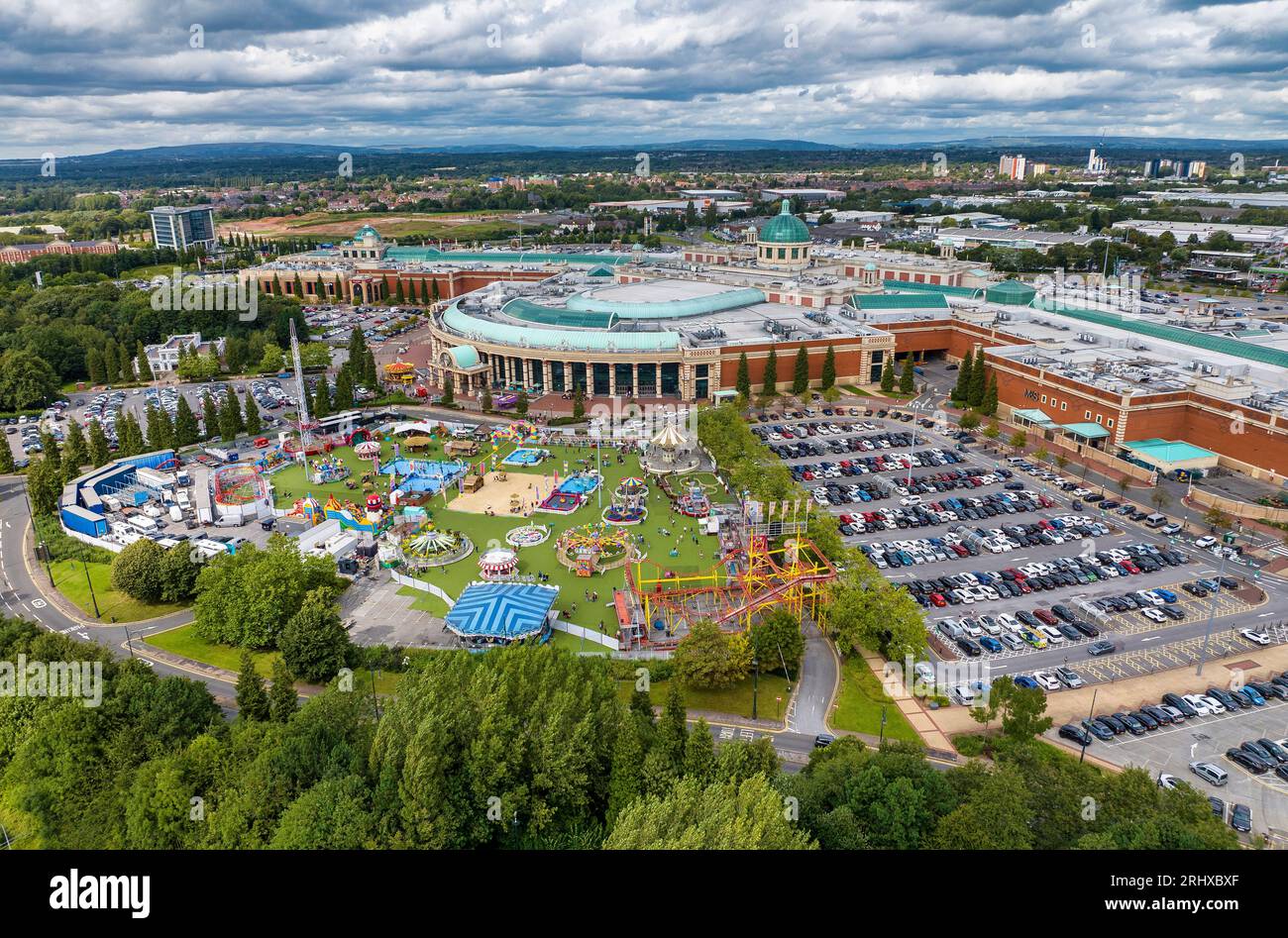 Trafford centre retail park hi-res stock photography and images - Alamy