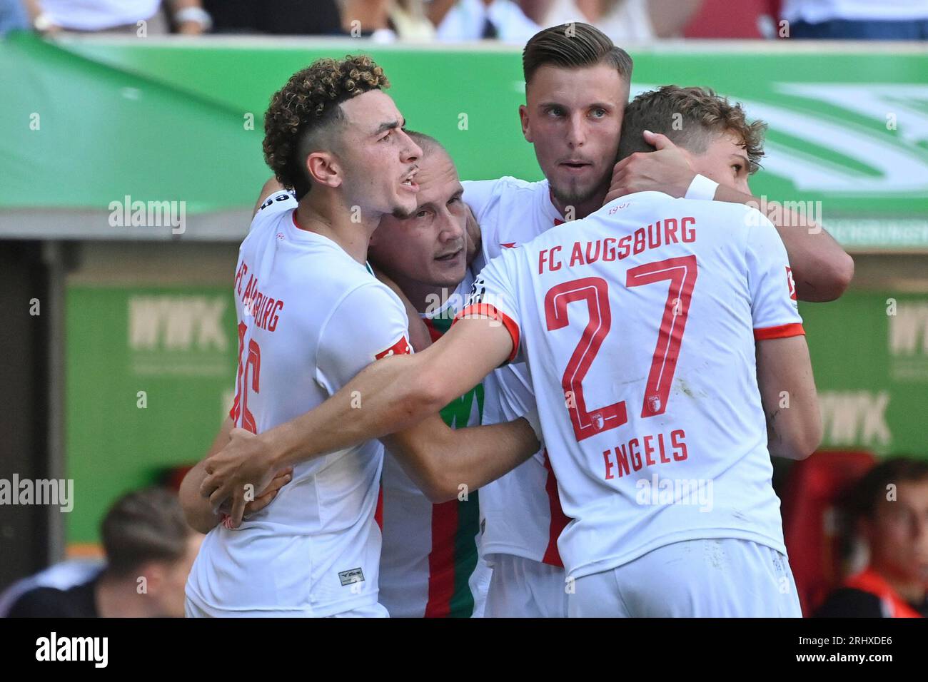 goaljubel around Sven MICHEL (FC Augsburg) after goal to 3-3 with Ruben ...