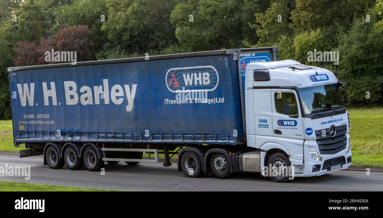 Milton Keynes, UK - Aug 16th 2023: 2021 Mercedes Benz 3 axle + 3 axle ...