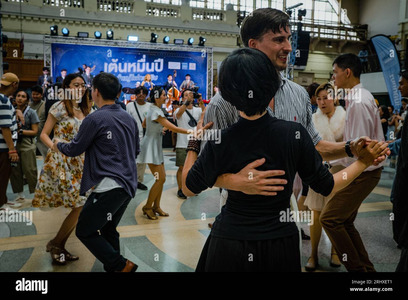1930s Swing Dance Fashion