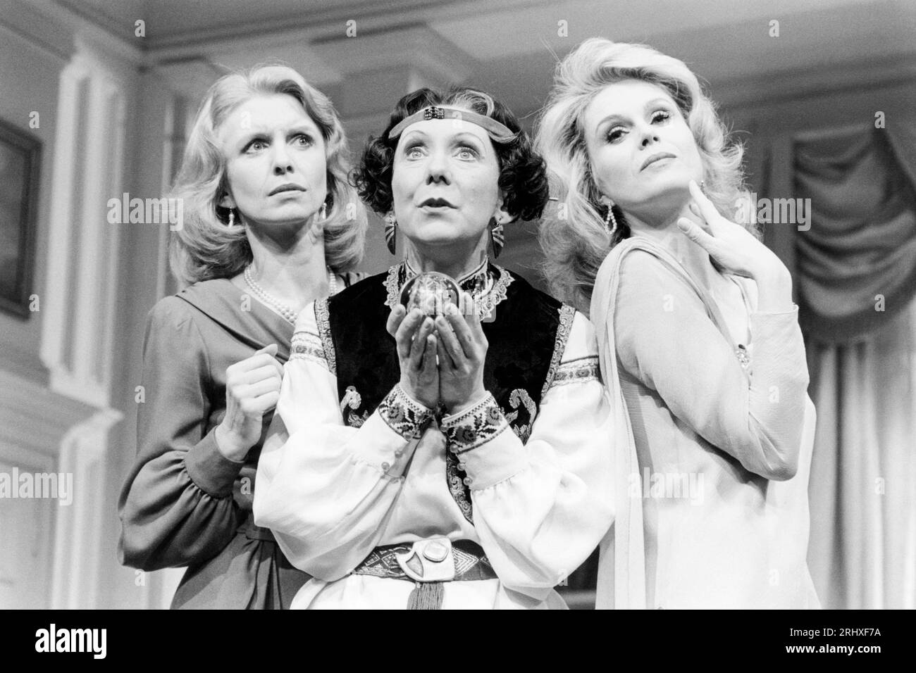 Warren madame hi-res stock photography and images - Alamy