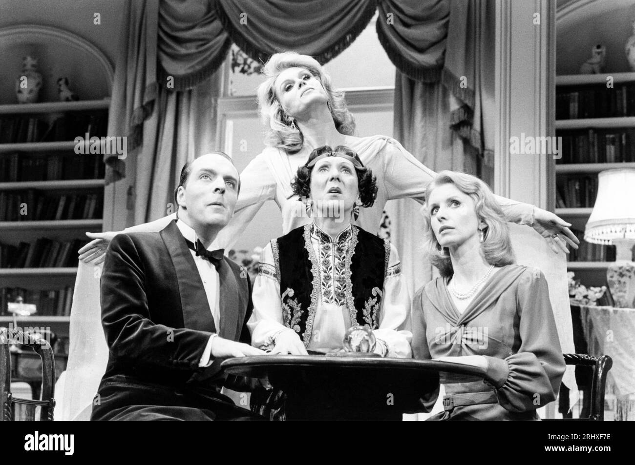 l-r: Simon Cadell (Charles), Joanna Lumley (Elvira), Marcia Warren ...