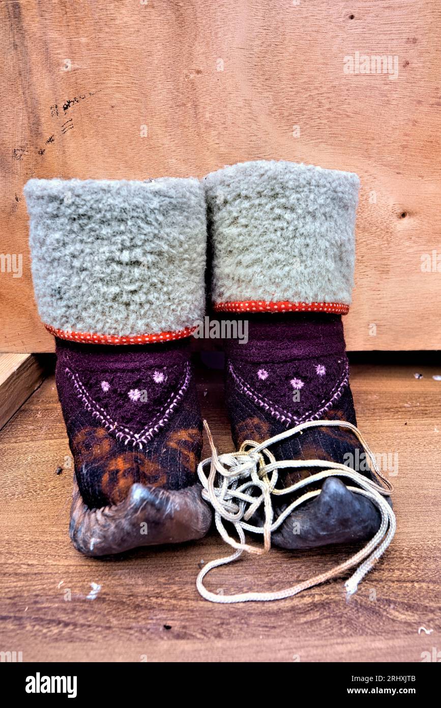 Traditional Ladakhi "pabu" shoes, Zanskar, Ladakh, India Stock Photo ...