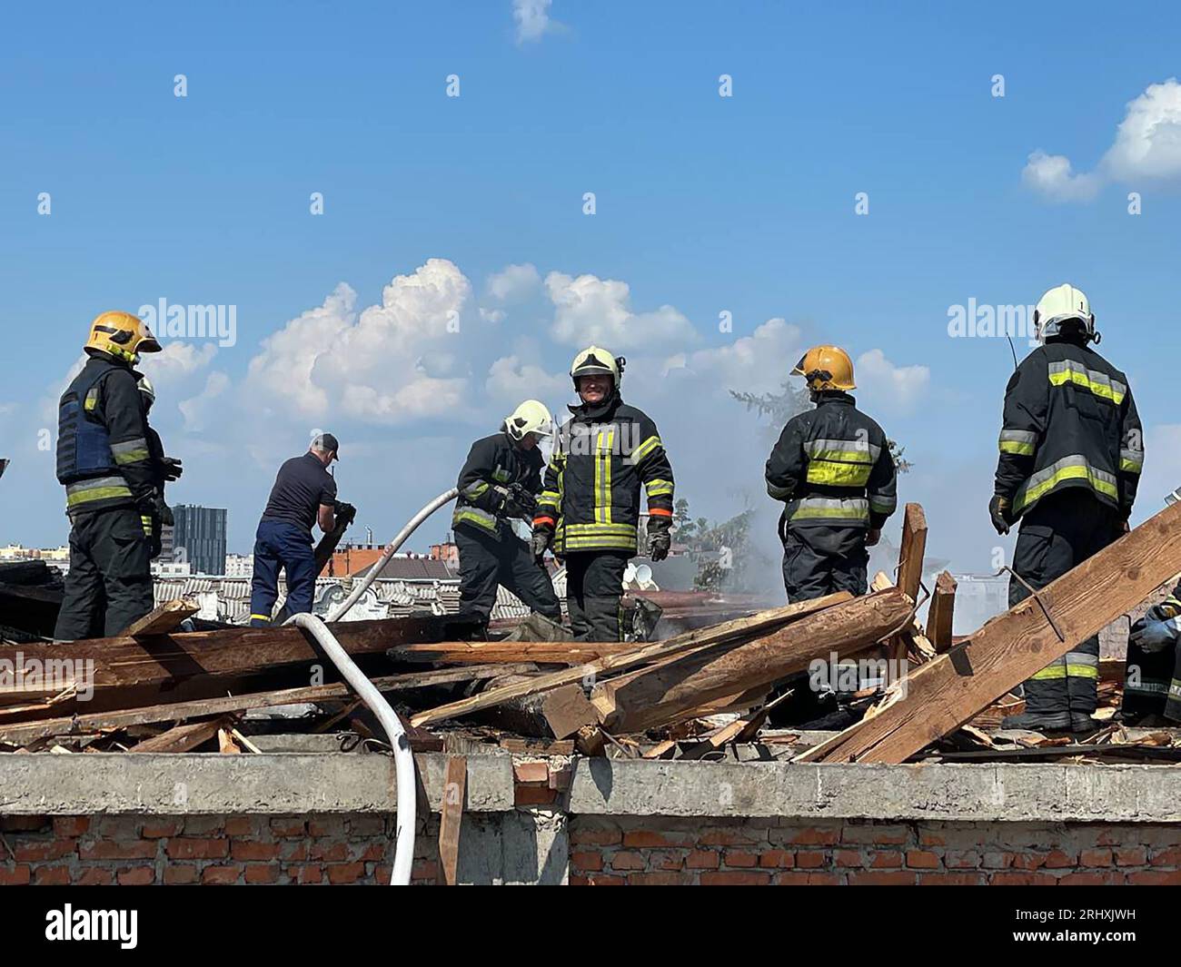 Ukrainian emergency ministry hi-res stock photography and images - Alamy